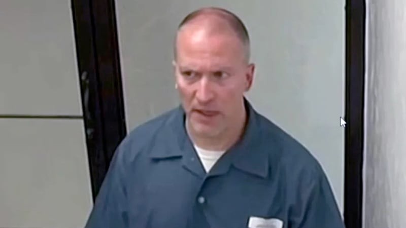 Report: Derek Chauvin Stabbed 22 Times by Former FBI Informant