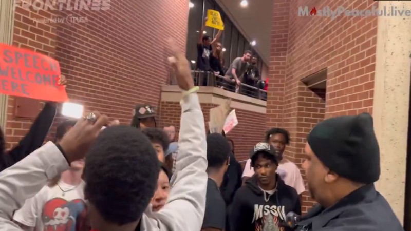 Watch: BLM Protesters Chase Down Attendees Of Kyle Rittenhouse Event At ...