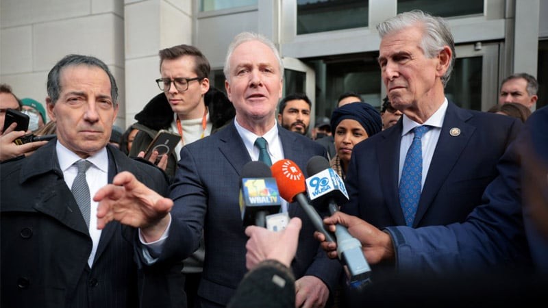 Watch: Outraged Democrats Protest Outside USAID Headquarters Shut Down ...