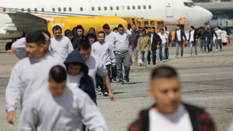 Wisconsin Governor Tells State Employees Not To Cooperate with ICE Agents