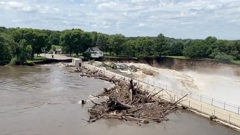 Minnesota Dam in ‘Imminent Failure Condition,’ As Stunning Images Show ...