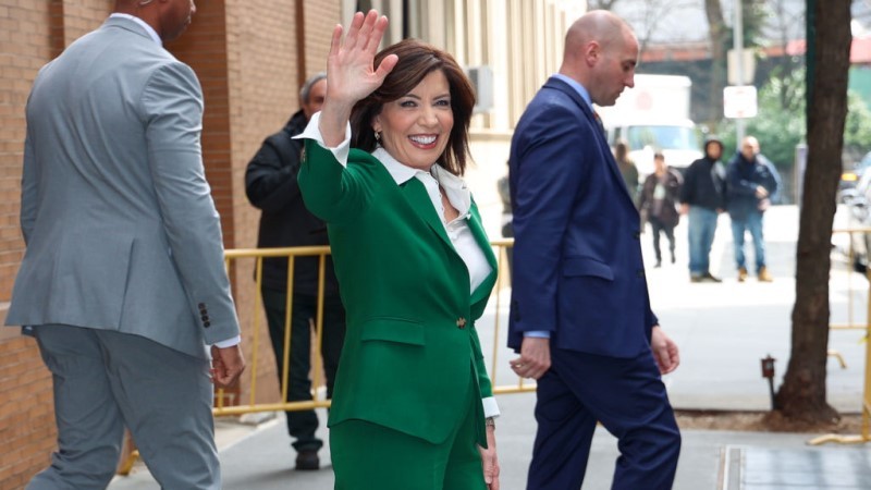 Watch: NY Gov. Publicly Criticized At NYPD Officer Jonathan Diller’s Wake