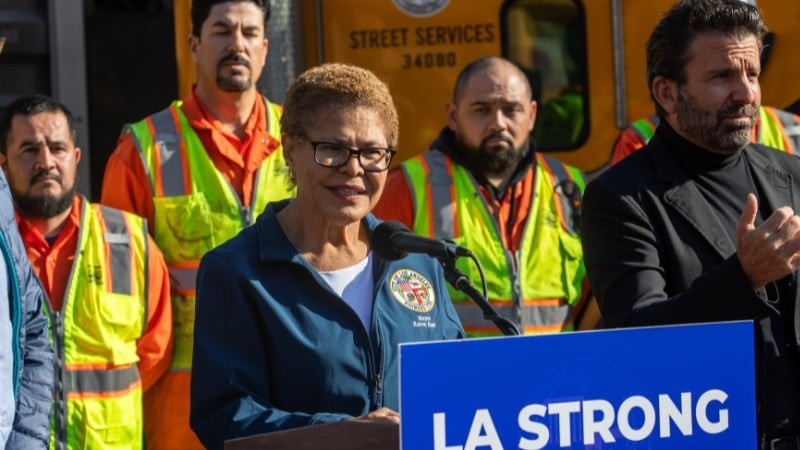 LA Mayor Deletes Text Messages from Crucial Early Period of Devastating ...