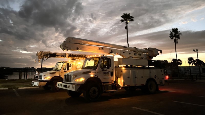 Linemen Responding To Hurricane Helene On Strike After Being Left ...