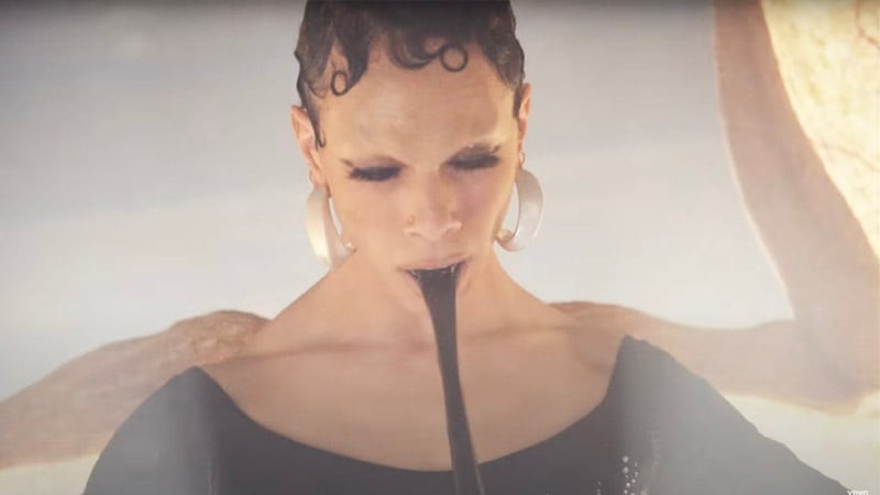 Justin Timberlake Makes Out With Blood-Spewing Succubus at ‘Eyes Wide ...